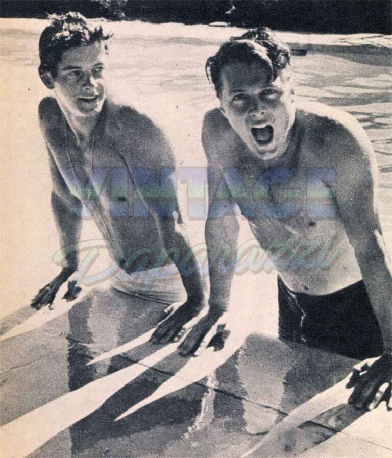 Vote For Your Best Built Actor - Vintage Paparazzi