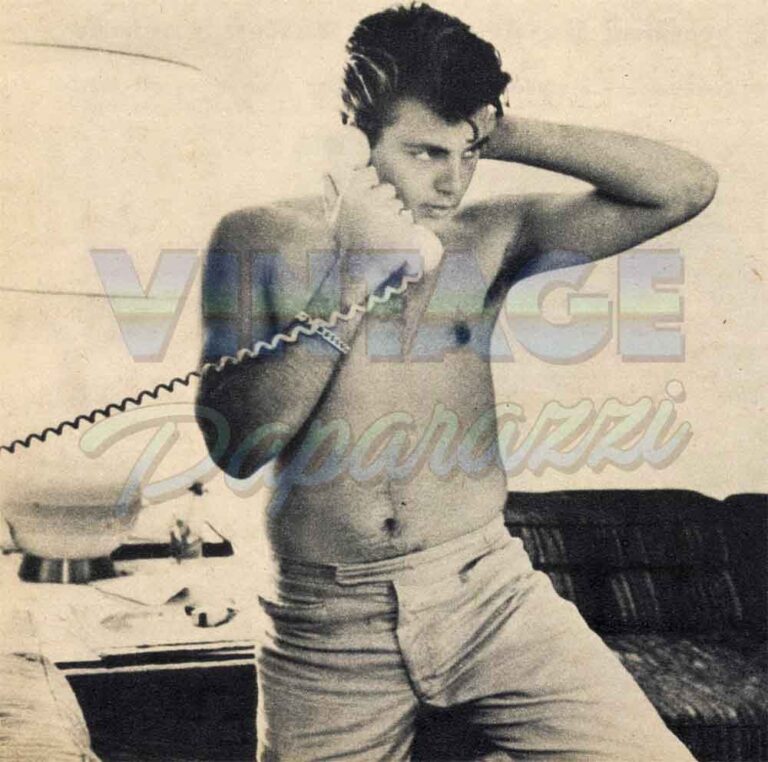 Vote For Your Best Built Actor - Vintage Paparazzi