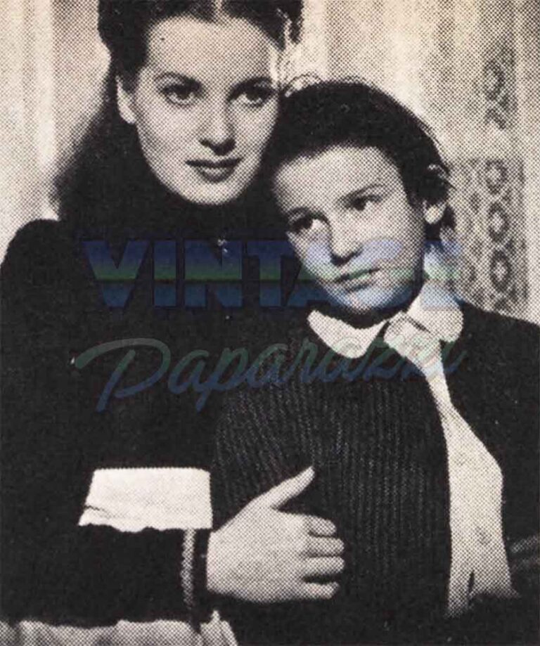 For Roody’s Fantastic Life In Pix - Vintage Paparazzi