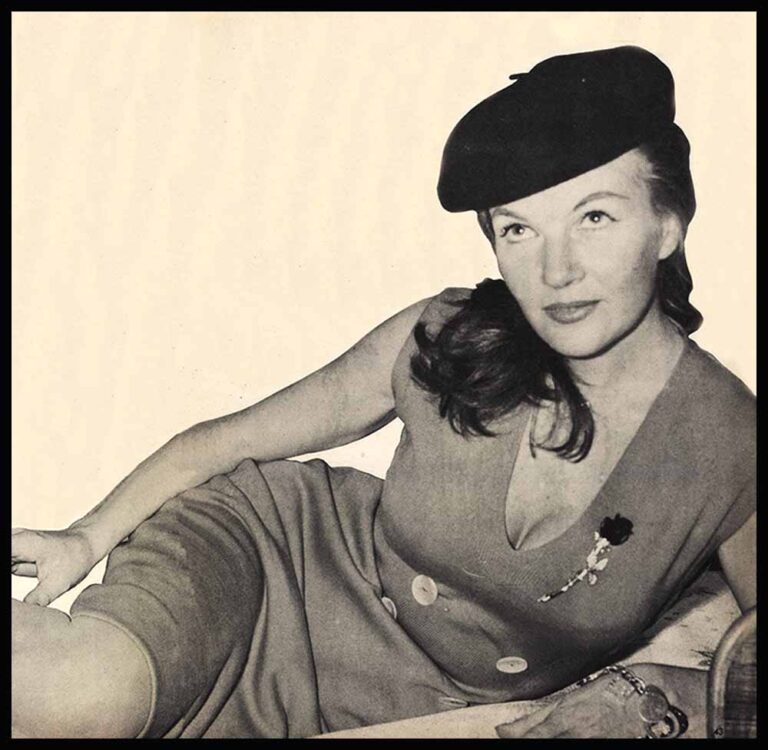 Hi-Jinks On The High Seas - Vintage Paparazzi