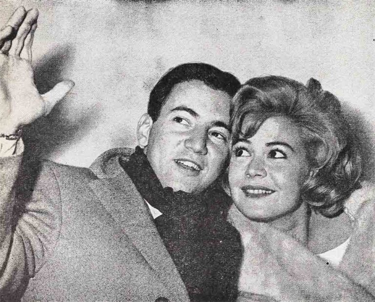 It’s A ’62 Dodd For The Darins - Vintage Paparazzi