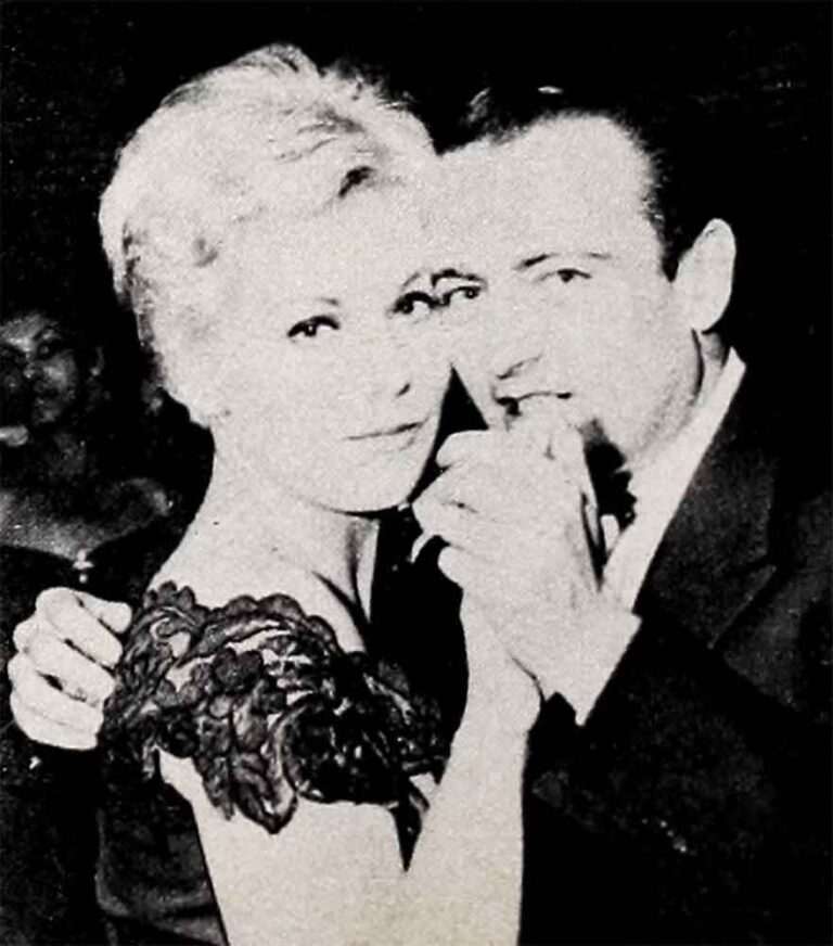 Eeny, Meeny, Miny, Moe, Who Will Be The First To Go? - Vintage Paparazzi