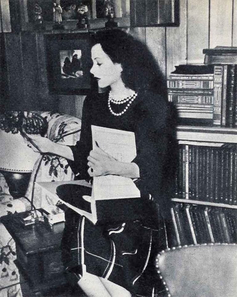 I, Hedy - Vintage Paparazzi