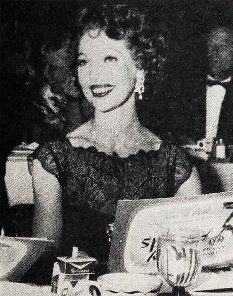 You Read It First In Vintage Paparazzi - Vintage Paparazzi