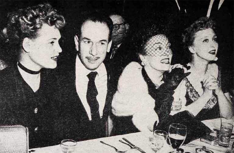 You Read It First In Vintage Paparazzi - Vintage Paparazzi