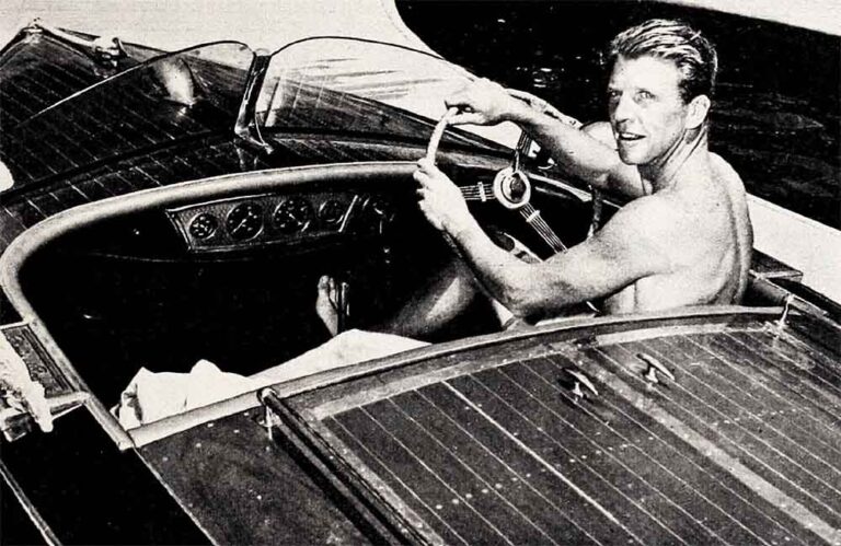 Dangerous Dan Dailey - Vintage Paparazzi