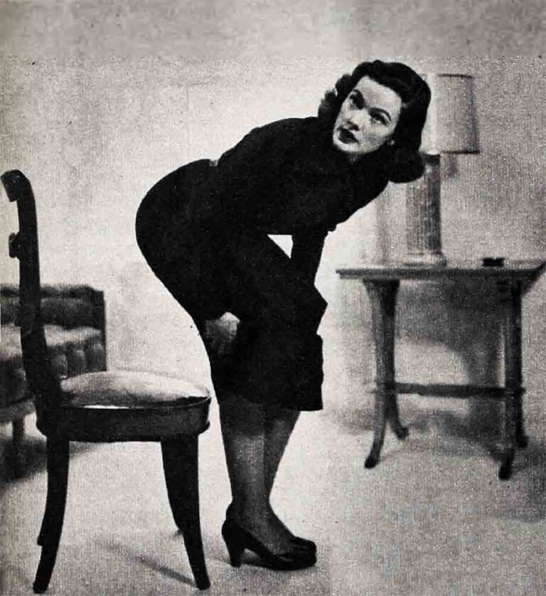 Sitting Pretty—Gene Tierney - Vintage Paparazzi