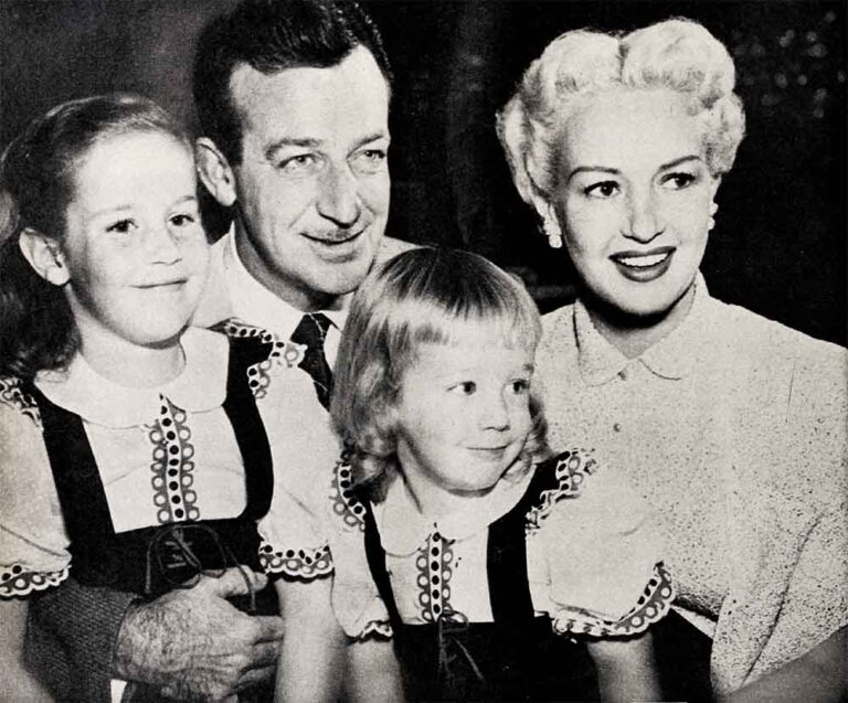 Betty Grable Takes A Bow - Vintage Paparazzi