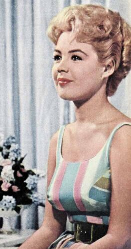 Sandra Dee’s Beauty Secrets - Vintage Paparazzi