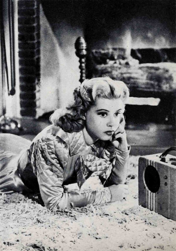 Photoplay’s Photolife Of Gloria DeHaven - Vintage Paparazzi