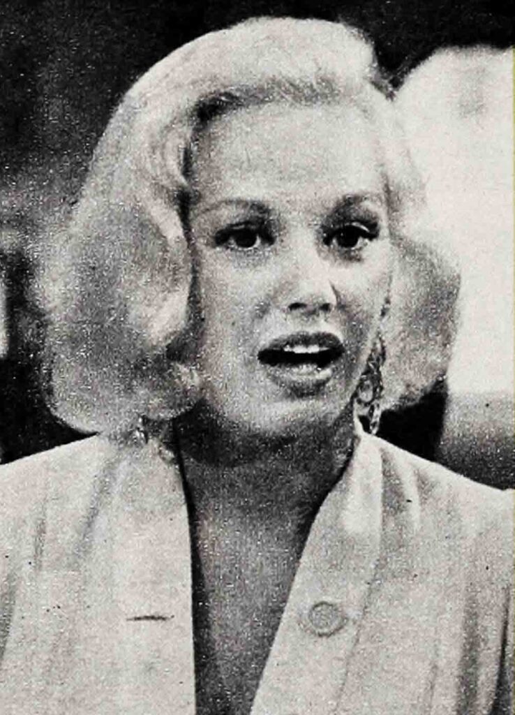 The Shape They’re In—Jane Russell - Vintage Paparazzi