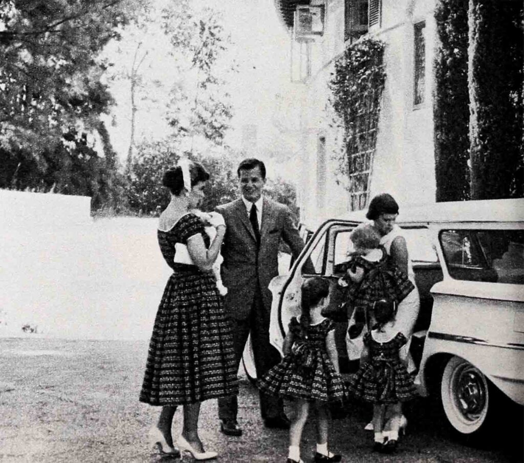 I Baby-Sat For The Pat Boones - Vintage Paparazzi