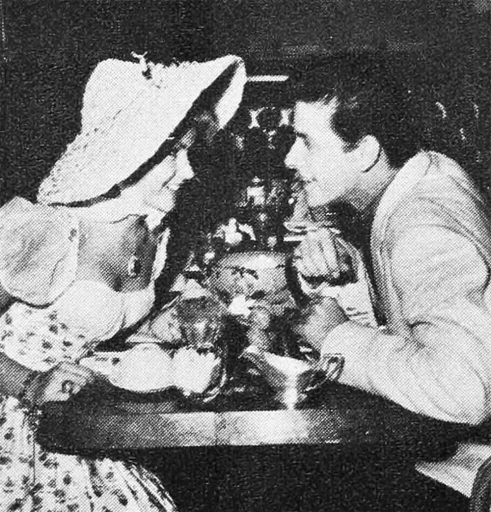 You Read It First In Vintage Paparazzi - Vintage Paparazzi