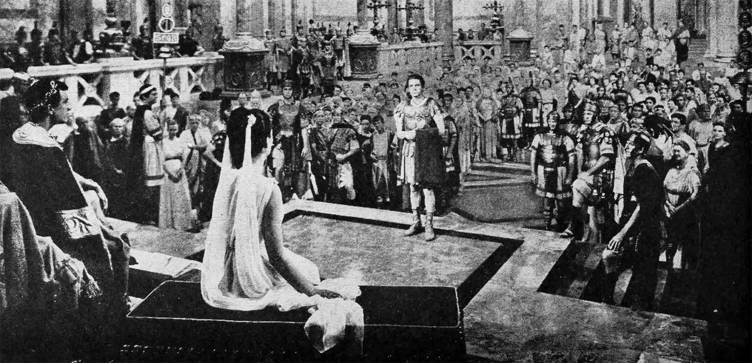 The Robe - Vintage Paparazzi