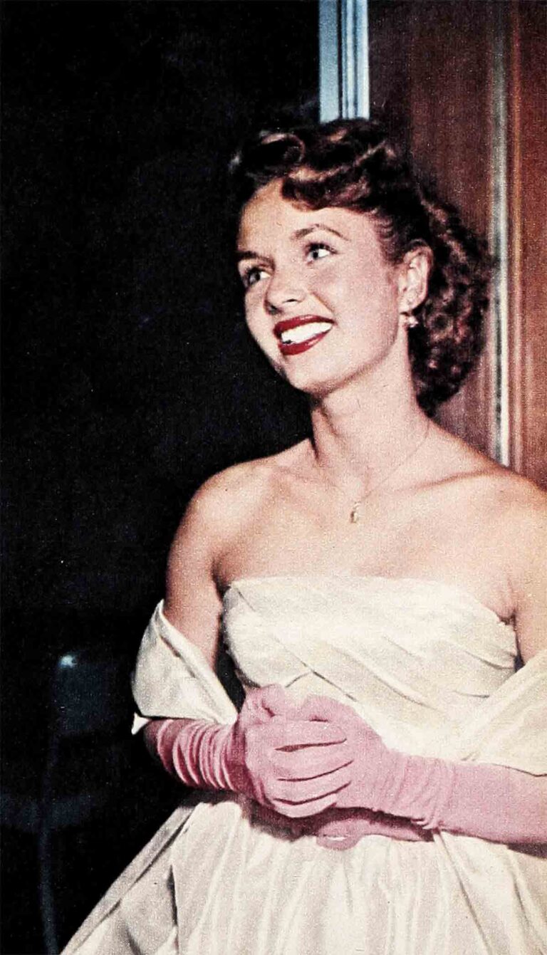 You Read It First In Vintage Paparazzi - Vintage Paparazzi