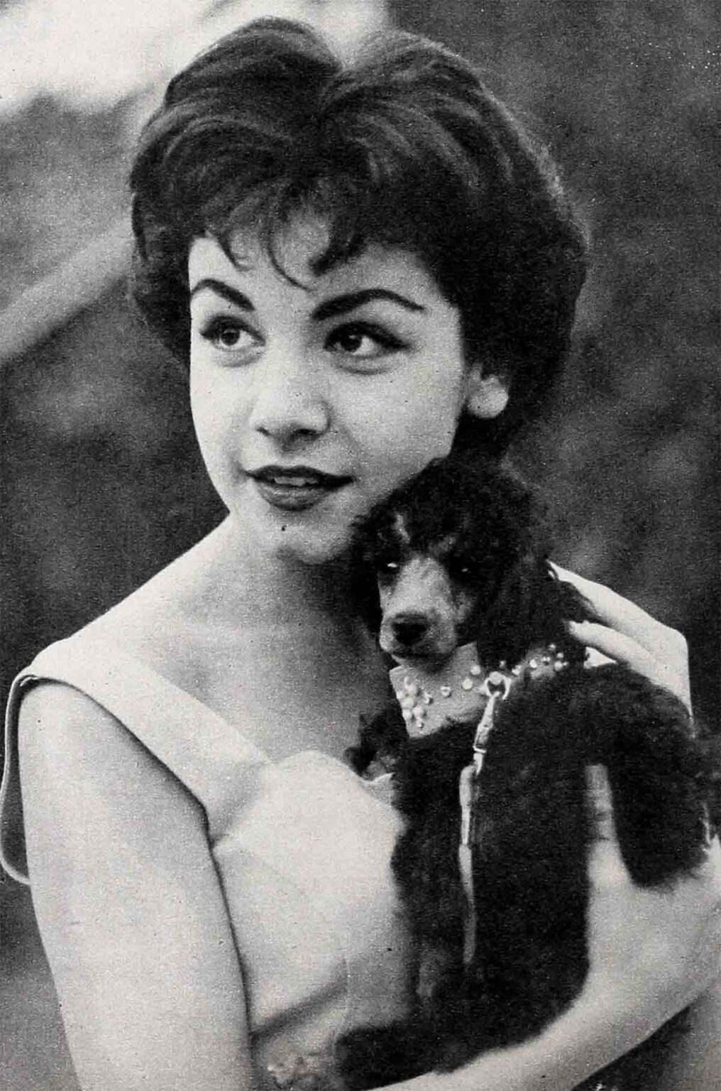 Who Is Annette Funicello? - Vintage Paparazzi