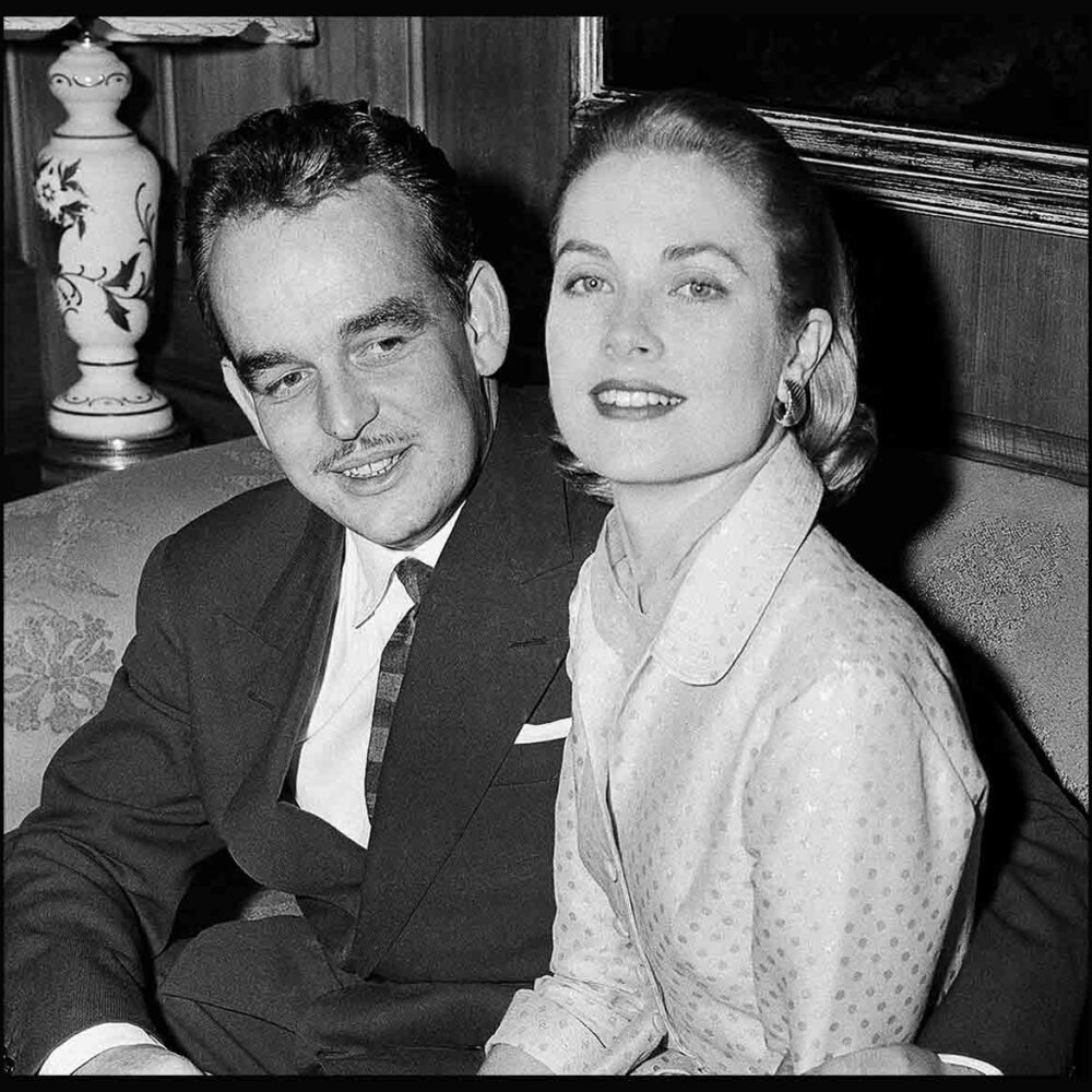 Squeeze Play - Vintage Paparazzi