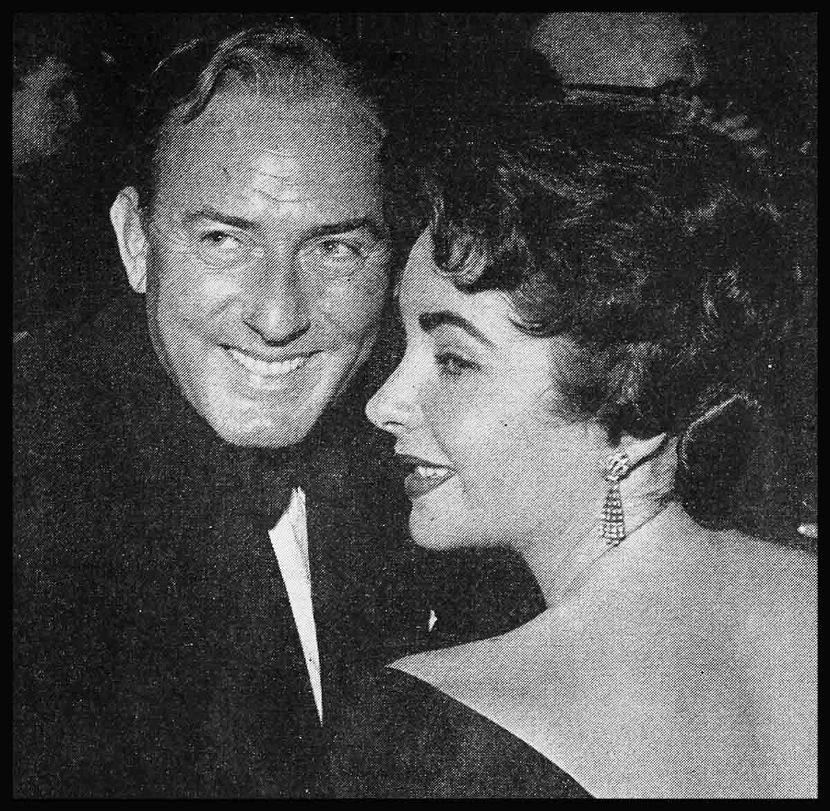 The Story John Wayne Has Never Told - Vintage Paparazzi