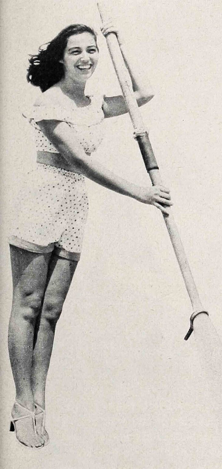 The Wonderful World Of Marisa Pavan - Vintage Paparazzi