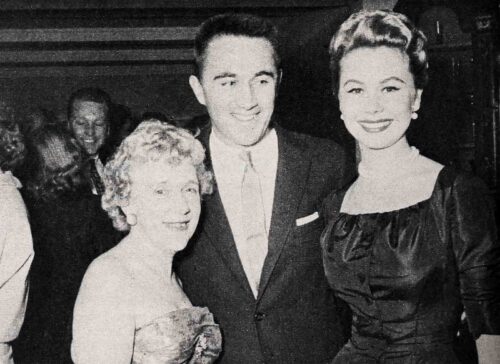 Glamour Gab Of Hollywood - Vintage Paparazzi