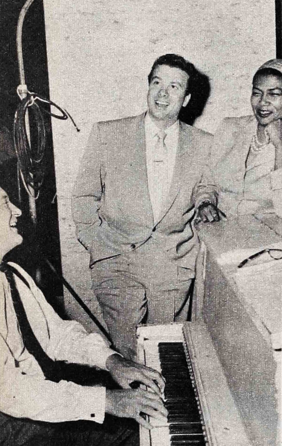 When Oreste Sings, Oreste Sends!—Oreste Kirkop - Vintage Paparazzi