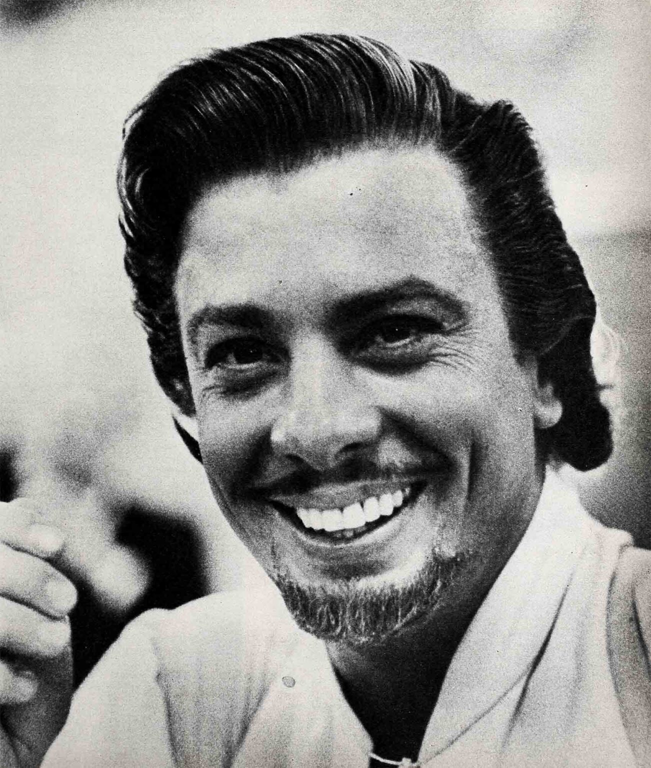 When Oreste Sings, Oreste Sends!—Oreste Kirkop - Vintage Paparazzi