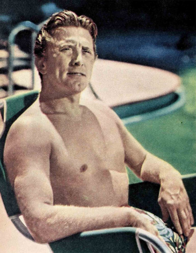 Beefcake Kings - Vintage Paparazzi