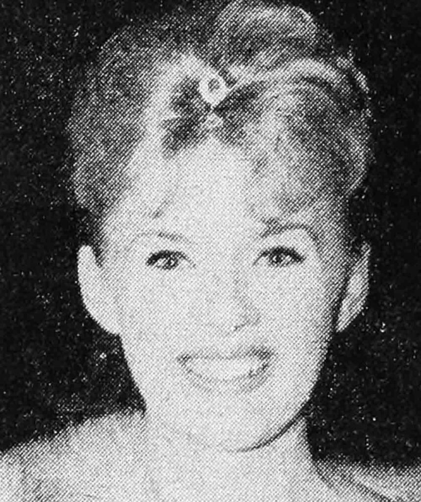 You Read It First In Vintage Paparazzi - Vintage Paparazzi