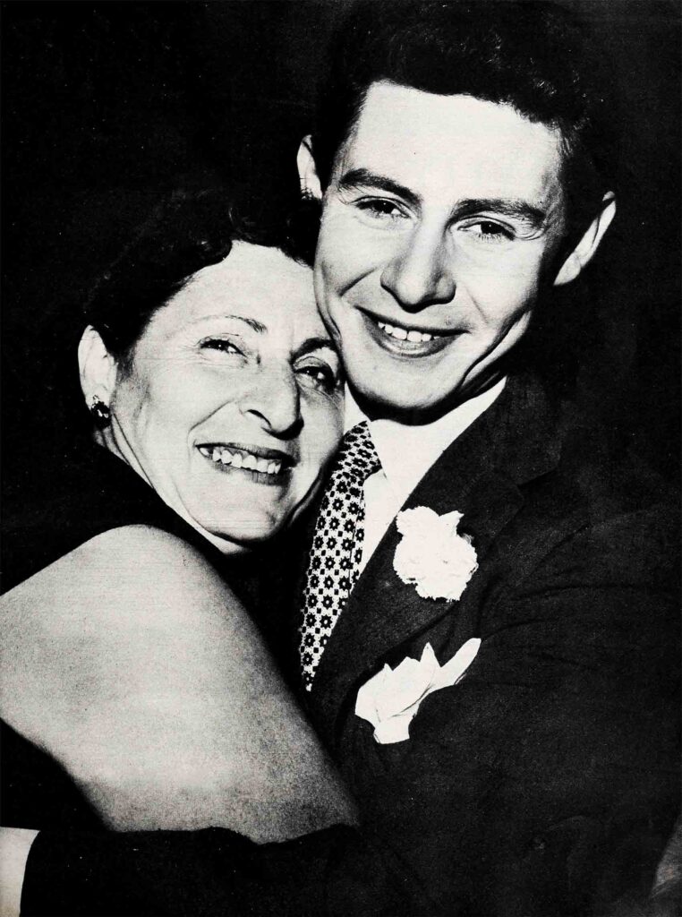 “Don’t Blame Liz” - Vintage Paparazzi