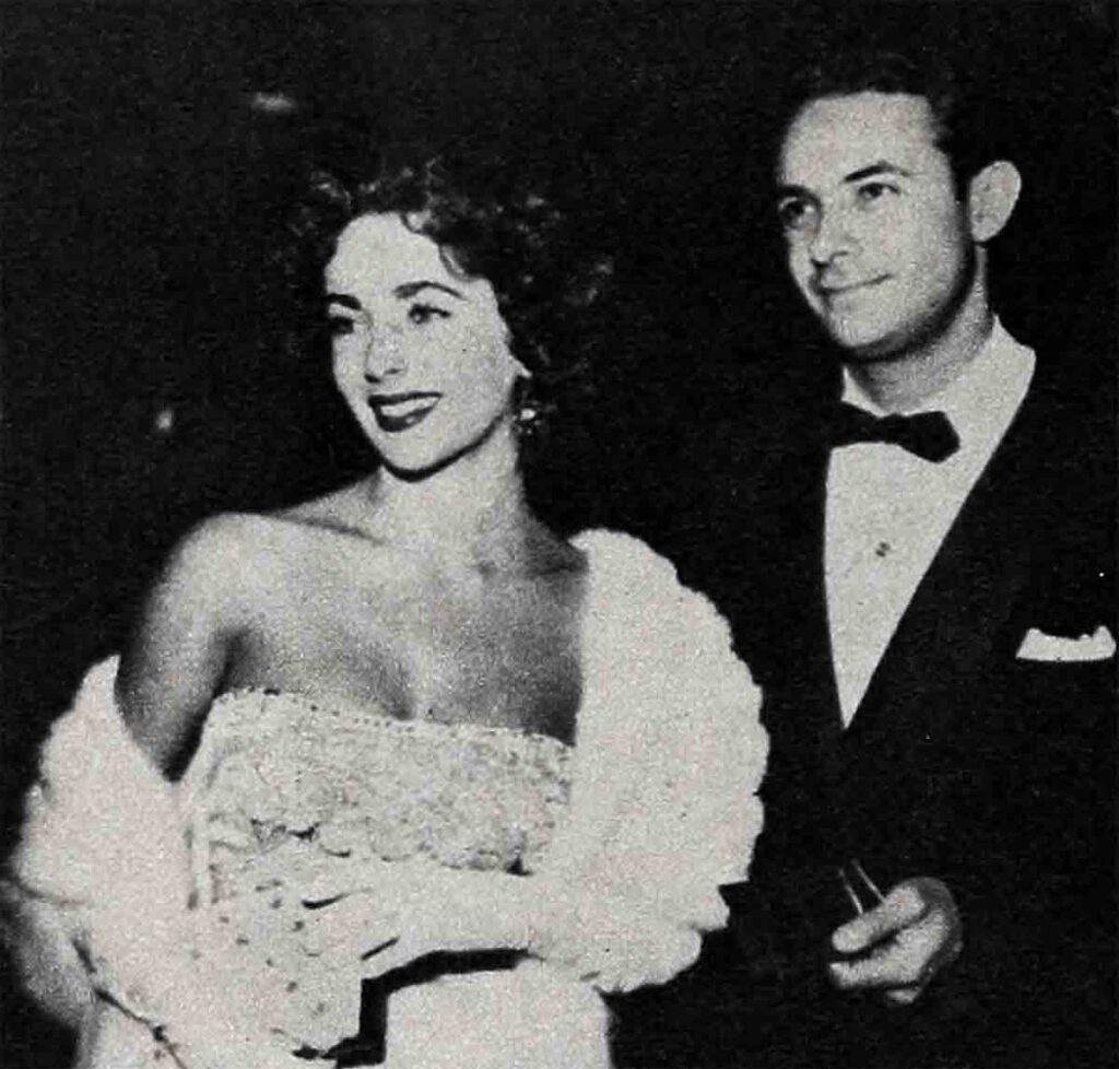Queen Elizabeth Taylor Of Hollywood - Vintage Paparazzi