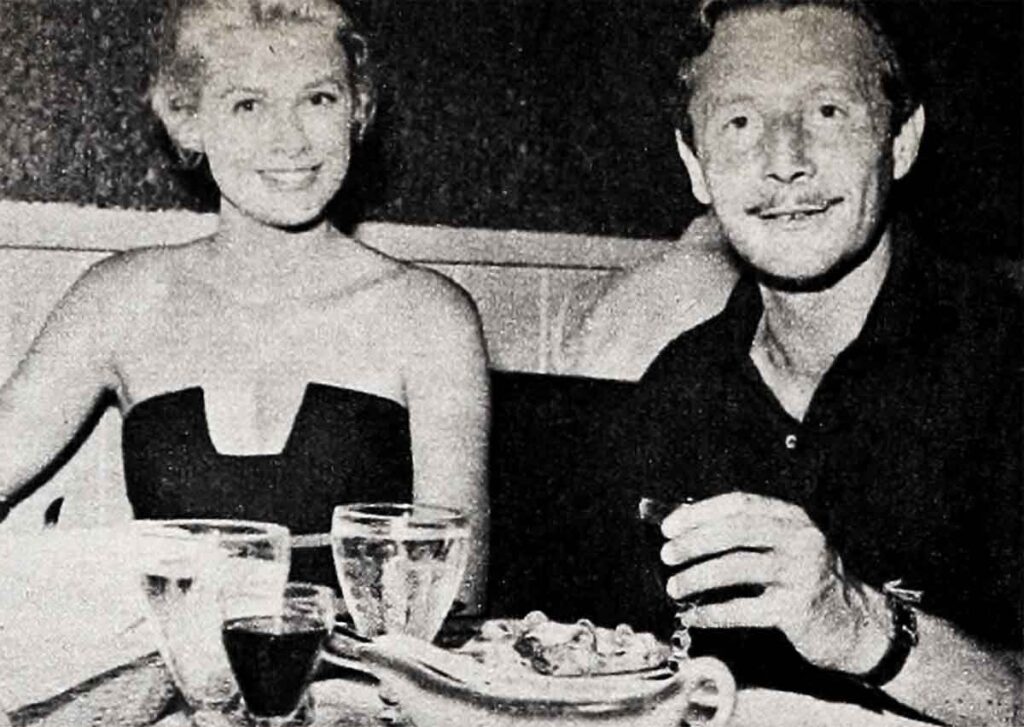 How Do You Do, Miss Kelly—Grace Kelly - Vintage Paparazzi