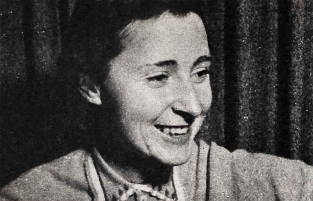 Hi, Debbie Reynolds, I’m Talking About You - Vintage Paparazzi