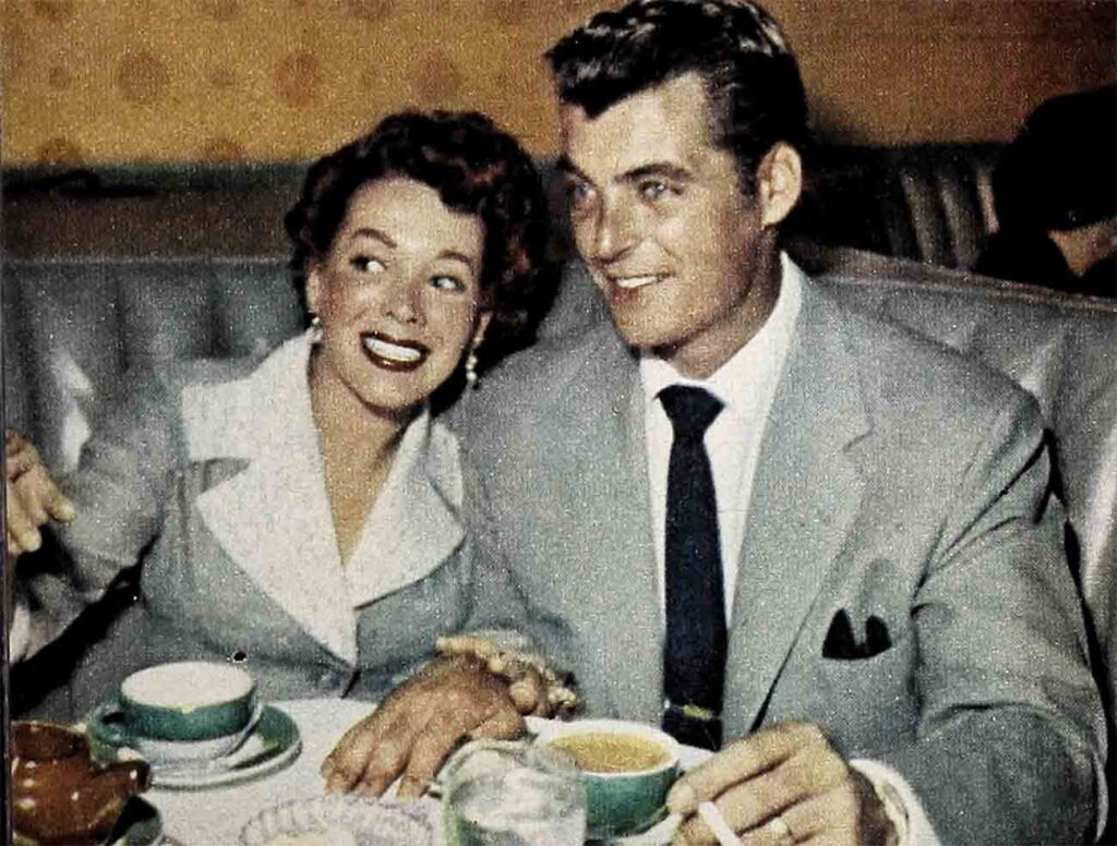 You Read It First In Vintage Paparazzi - Vintage Paparazzi