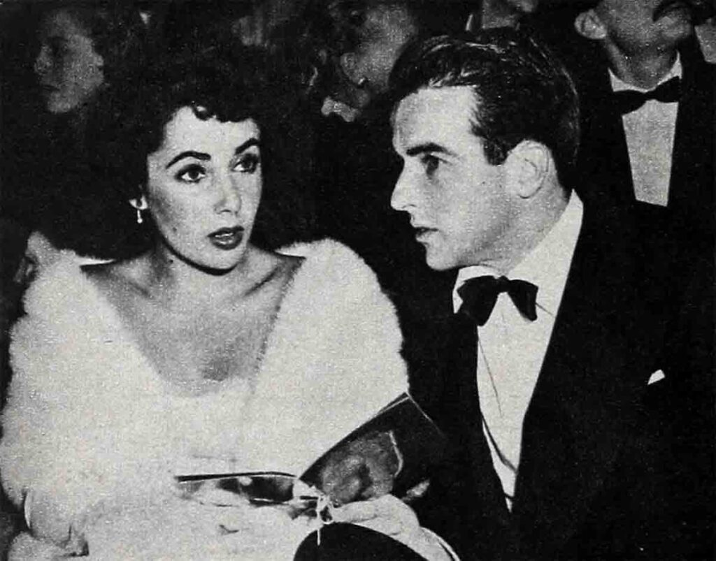 Sub-Deb Or Siren?—Elizabeth Taylor - Vintage Paparazzi