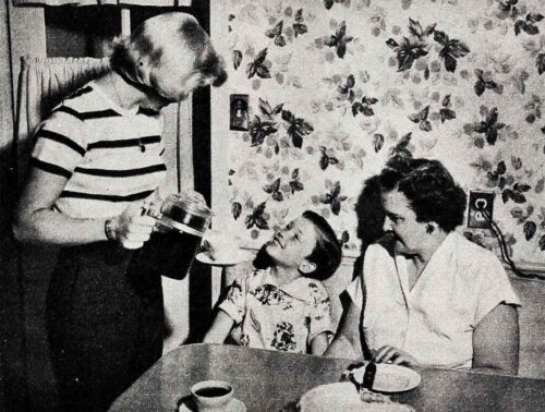 Happy Day—Doris Day - Vintage Paparazzi