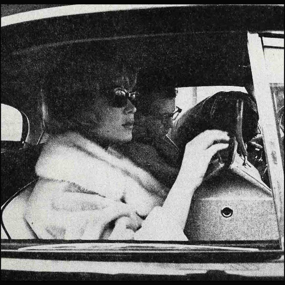 You Read It First In Vintage Paparazzi - Vintage Paparazzi