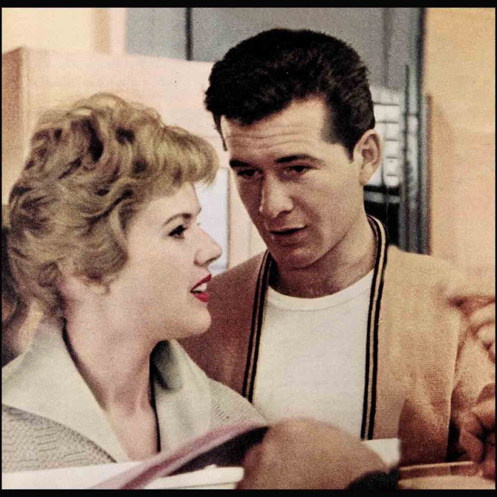 Meet The New “Gidget”—Cindy Carol - Vintage Paparazzi