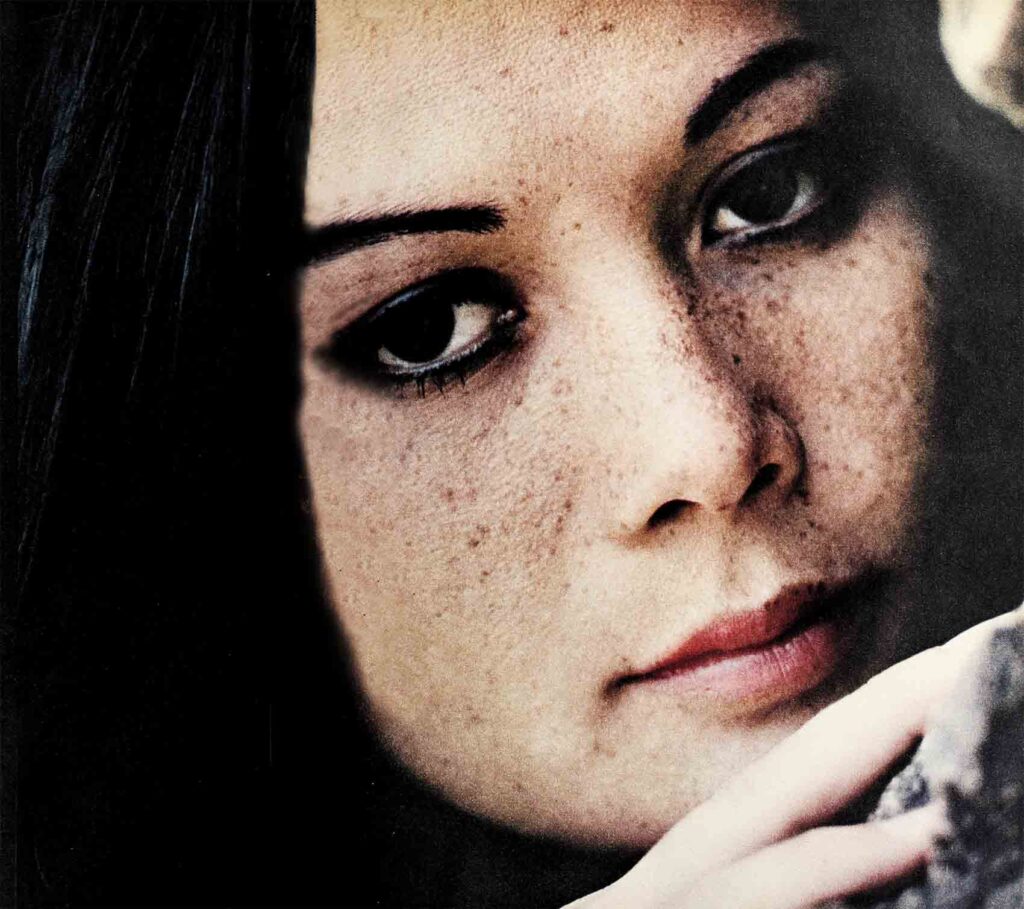 The Other World Of Suzie Wong—Nancy Kwan - Vintage Paparazzi