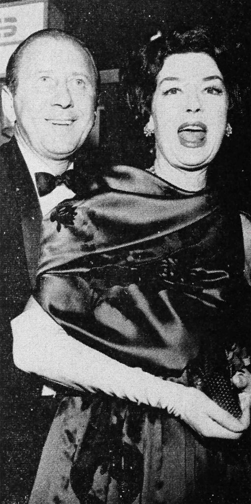 You Read It First In Vintage Paparazzi - Vintage Paparazzi