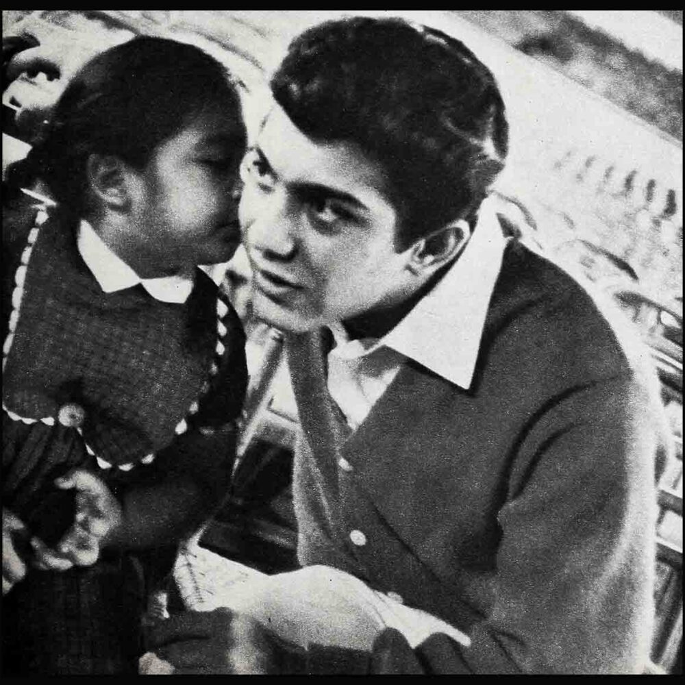 The Woman And The Legend - Vintage Paparazzi