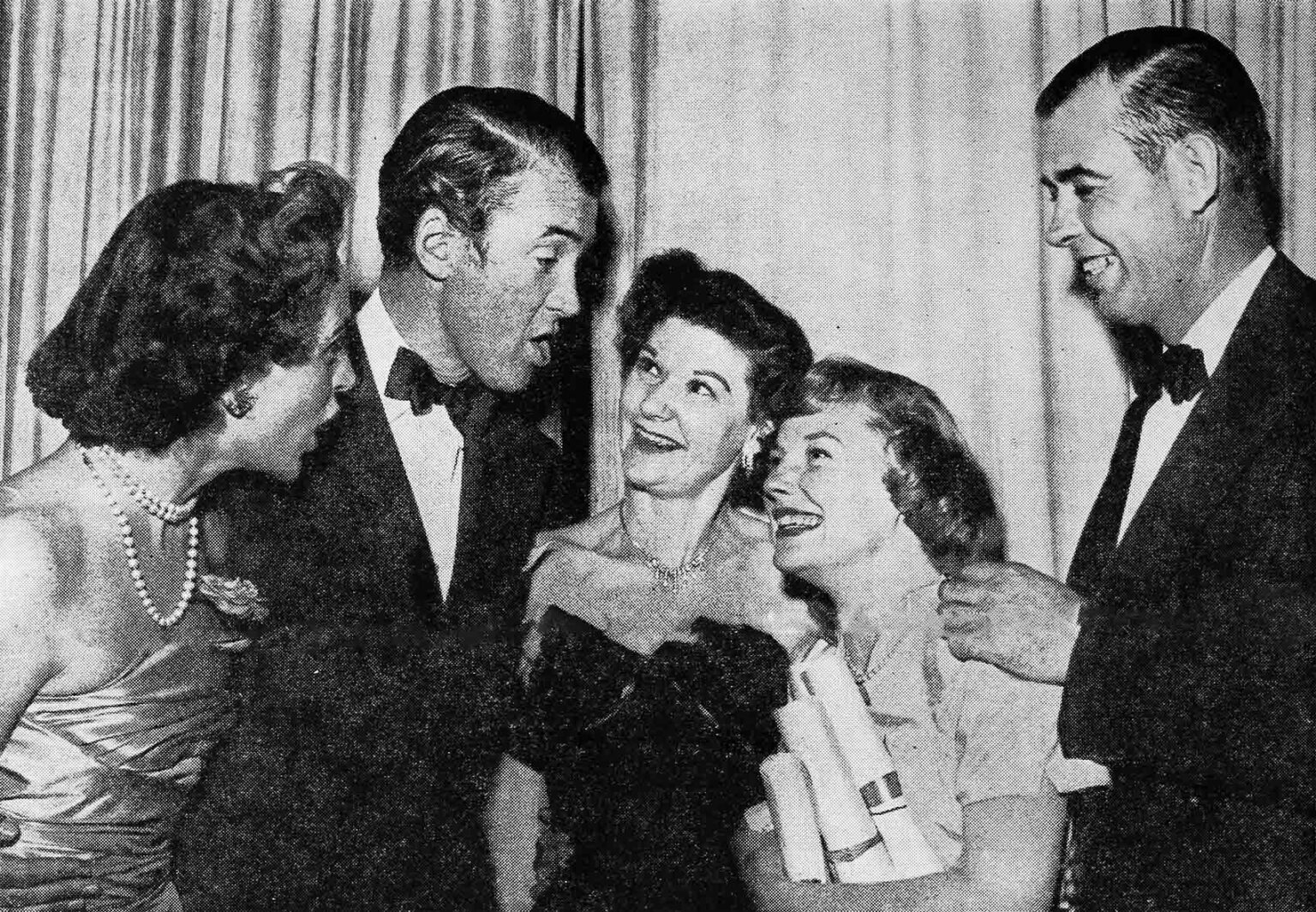 You Read It First In Vintage Paparazzi - Vintage Paparazzi