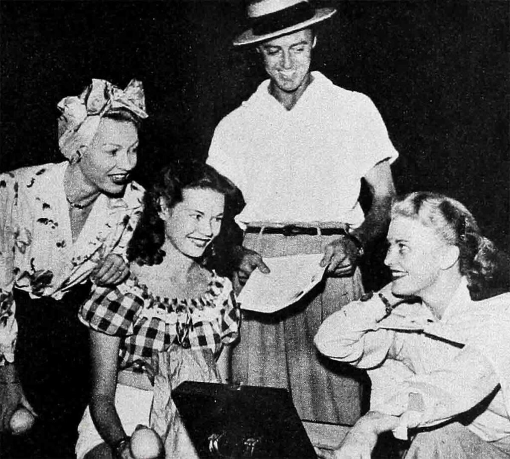 The Petty Girl—Joan Caulfield - Vintage Paparazzi