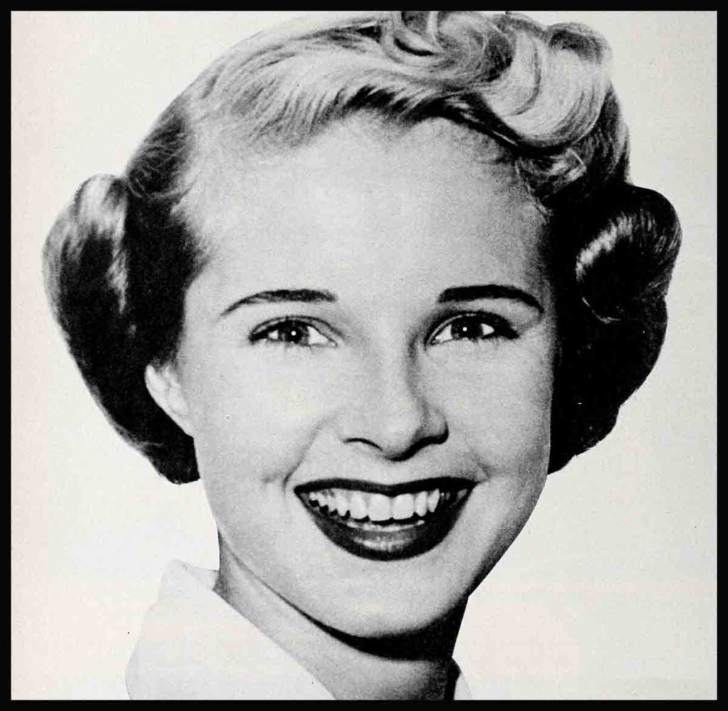 Mrs. Pat—Mona Freeman - Vintage Paparazzi