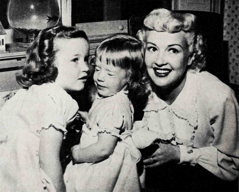 When They Believe Their Publicity - Vintage Paparazzi