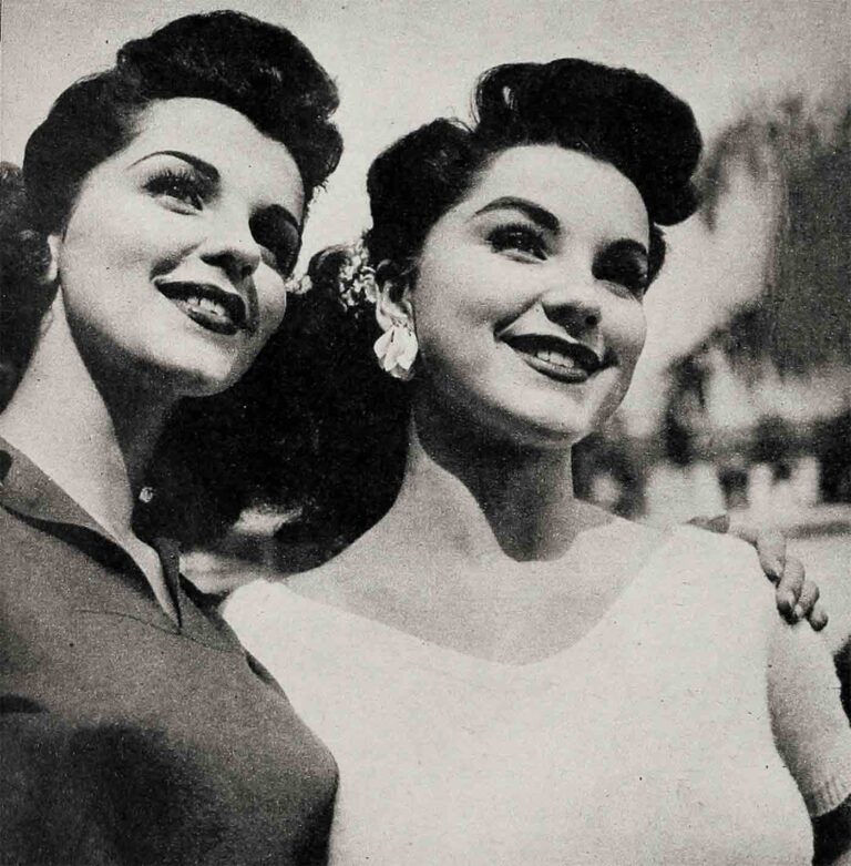 The Queen And I—Debra Paget & Lisa Gaye - Vintage Paparazzi