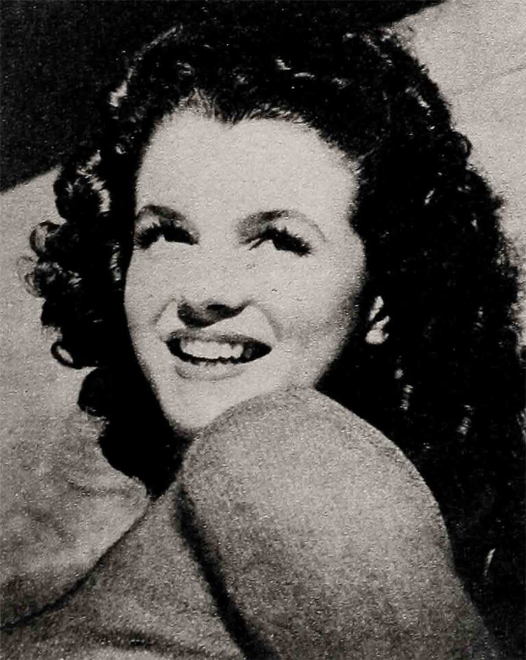 The Secrets Of Marilyn’s Life As A Model - Vintage Paparazzi