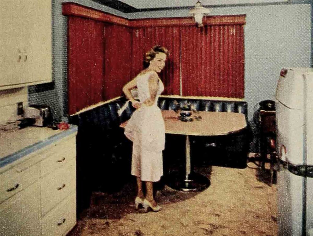 Can A Glamour Girl Live Happily At Home With Mama?—Terry Moore ...