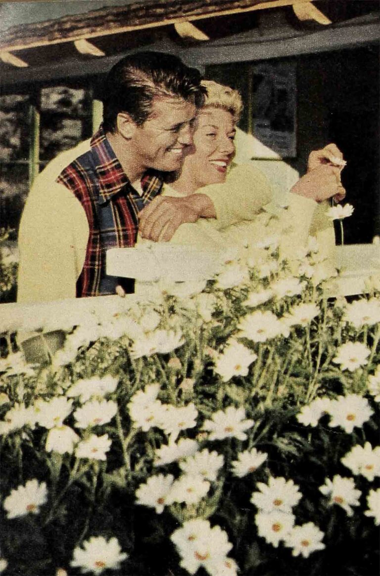 No Time For Modesty—Gordon MacRae - Vintage Paparazzi