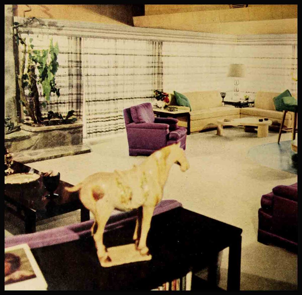 Elizabeth Taylor And Mike Wilding’s Ranch House - Vintage Paparazzi