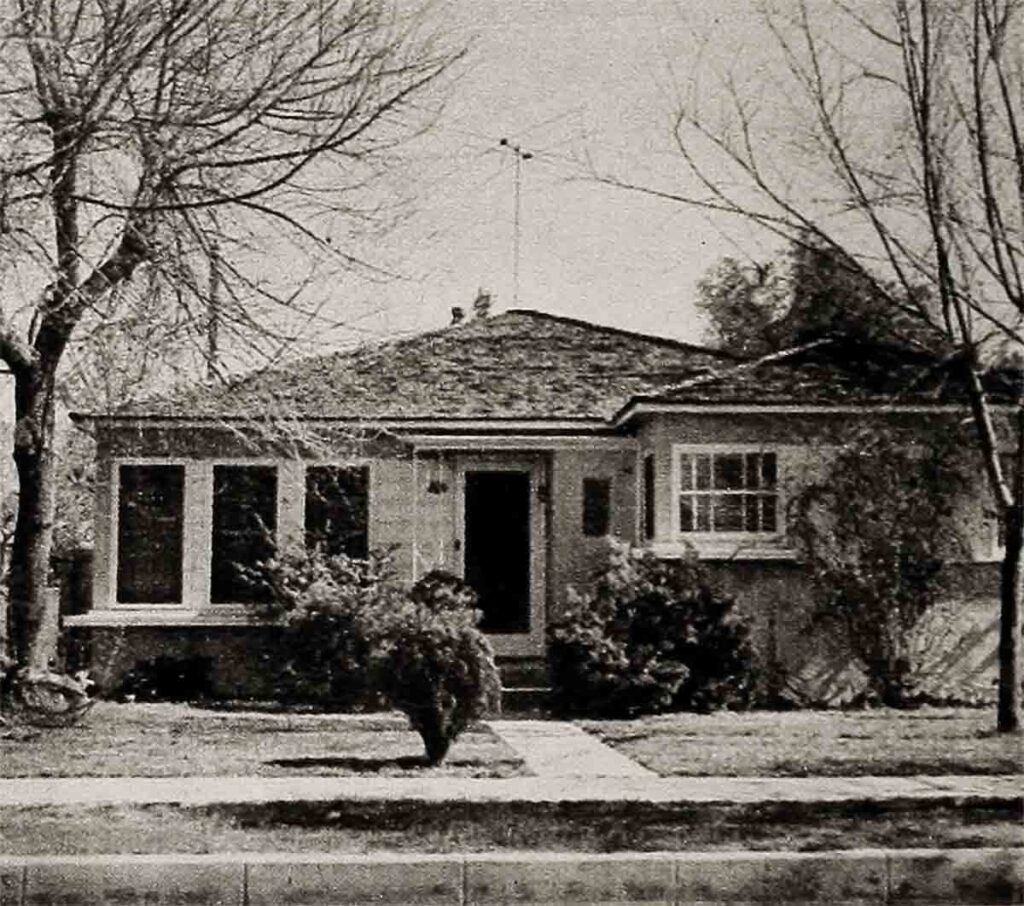 Debbie Reynolds Acts Her Age - Vintage Paparazzi